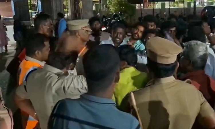 14-year-old girl found unconscious in Tiruchirappalli; POCSO case ...