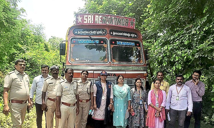Lokayukta raids sand quarries and Mines and Geology Department office ...